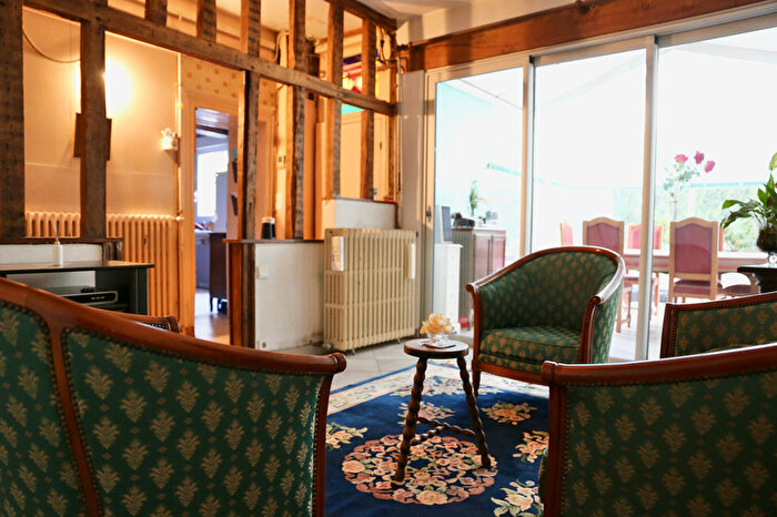 Maison à vendre - Châlons-en-Champagne, Centre-ville - 6 pièces - 4 chambres