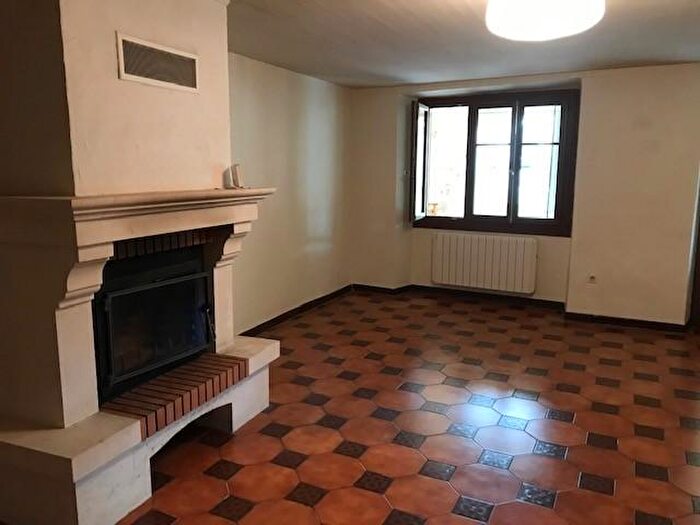 Maison à louer - Beaucaire - 4 pièces - 2 chambres