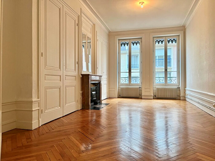 Appartement à louer - Lyon e , Tête dOr, Vitton - 2 pièces - 1 chambre