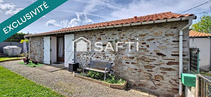 Saint-Mars-du-Désert : Maison 3 pièces à vendre