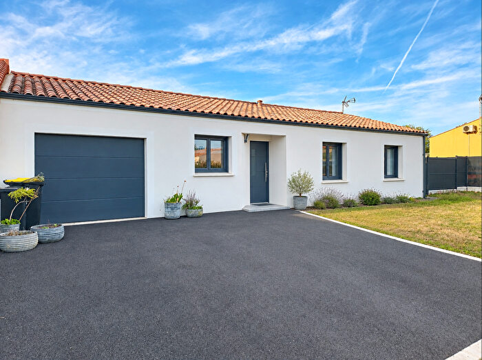 Maison 4 pièces à vendre à Le Poiré-sur-Velluire