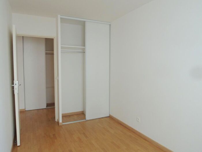 Issy-les-Moulineaux, Les Epinettes, Le Fort, Les Hauts d'Issy : Appartement 3 pièces à louer