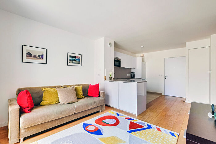 Appartement 2 pièces à vendre à Paris 19ème, La Villette, Porte de Pantin