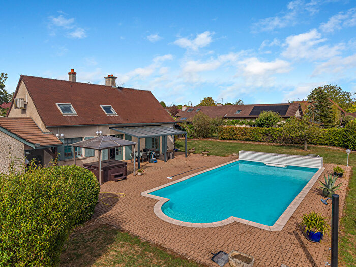 Maison 7 pièces à vendre à Arceau