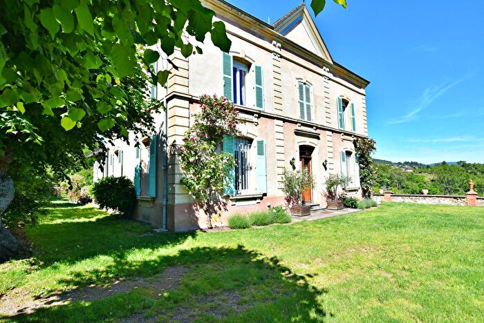 Saint-Alban-les-Eaux : Maison 7 pièces à vendre