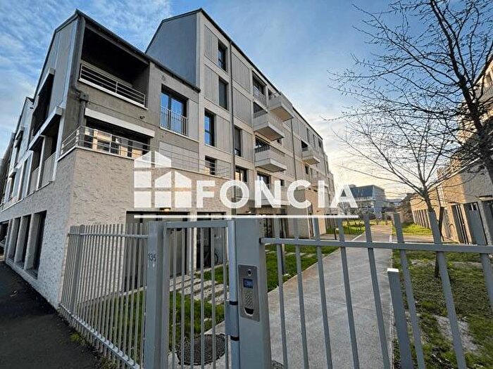 Appartement à louer - Louis Xi, La Riche - 4 pièces - 3 chambres