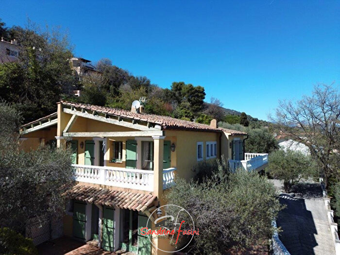 Maison 5 pièces à Gattières, à vendre