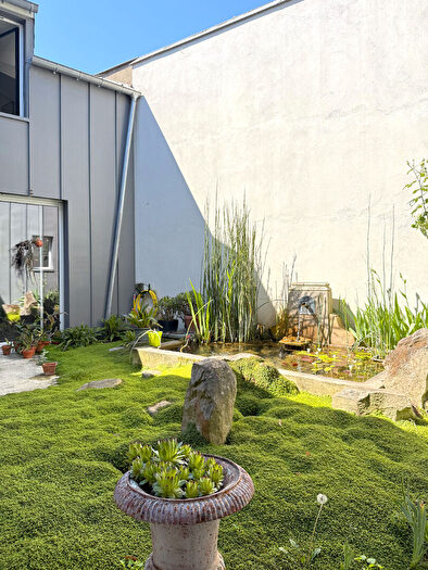 Maison à vendre - Neuilly-Plaisance, Eglise, Gare - 5 pièces - 2 chambres