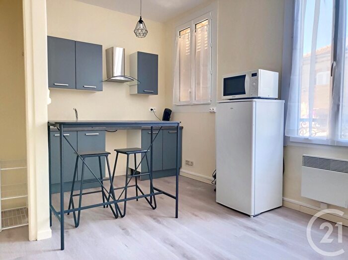 Appartement à louer - Troyes, Saint-Martin - 1 pièce