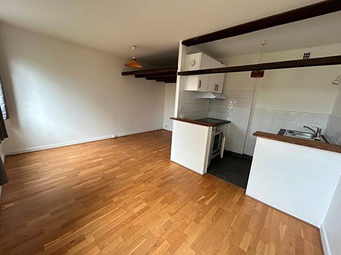 Appartement à louer - Rigollot-Roublot-Carrières, Fontenay-sous-Bois - 1 pièce
