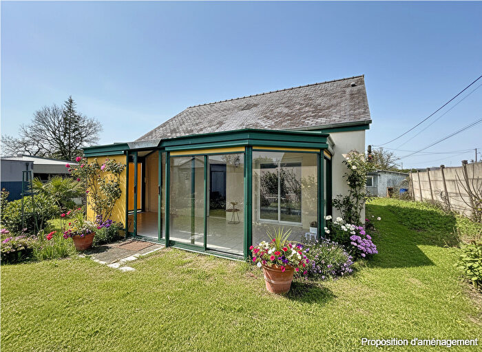 Maison à vendre - Bains-sur-Oust - 2 pièces - 1 chambre