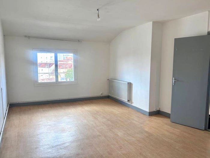 Centre Ville, Périgueux : Appartement 2 pièces à louer