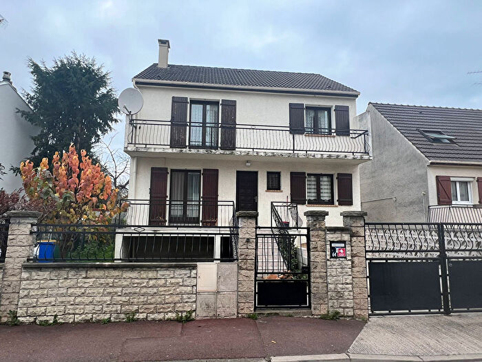 Maison à vendre - Drancy, Le Petit Drancy - 5 pièces - 3 chambres