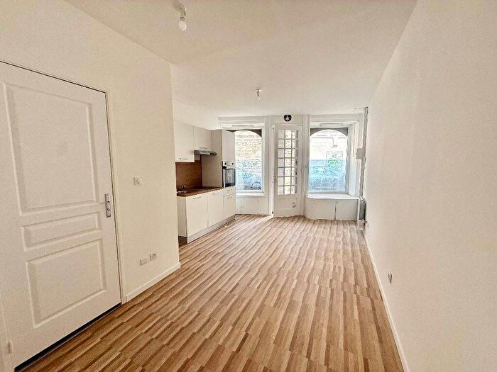 Appartement 1 pièce à louer - Hyper Centre-Vieille Ville, Saint-Étienne