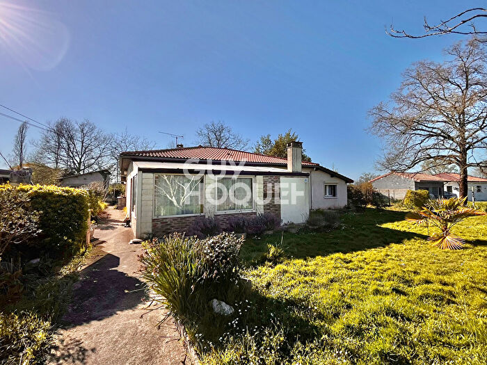 Maison à vendre - Renung - 5 pièces - 4 chambres