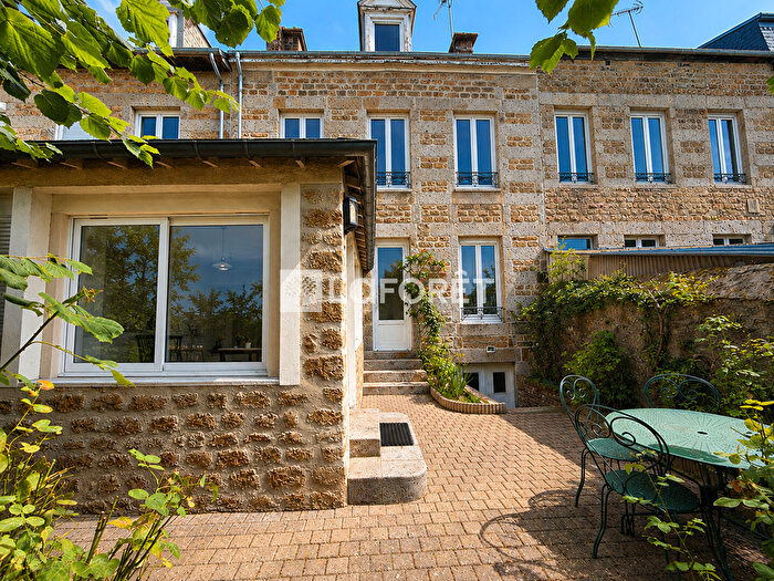Maison 8 pièces à Flers, Ouest, à vendre