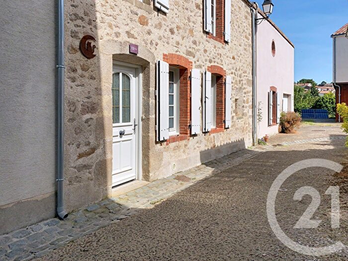 Maison 5 pièces à vendre à Mortagne-sur-Sèvre