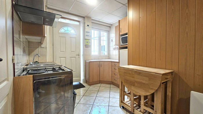 Saint-Genix-les-Villages : Appartement 1 pièce à louer