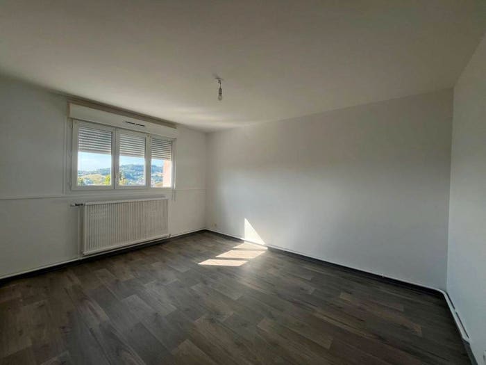 Appartement 3 pièces à louer - Cours