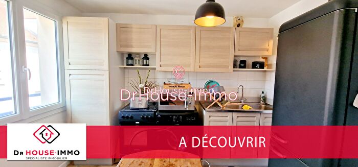 Appartement à vendre - Corbeil-Essonnes, Centre Essonnes - 2 pièces - 1 chambre