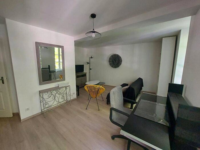 Appartement à louer - Rodez - 2 pièces - 1 chambre