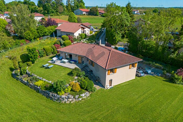 Maison 7 pièces à Bressolles, à vendre