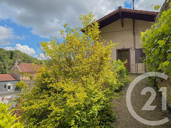 Champagne-au-Mont-dOr : Appartement 1 pièce à vendre