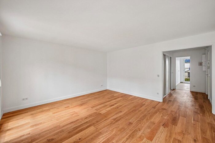Appartement 3 pièces à Versailles, Notre Dame, à vendre