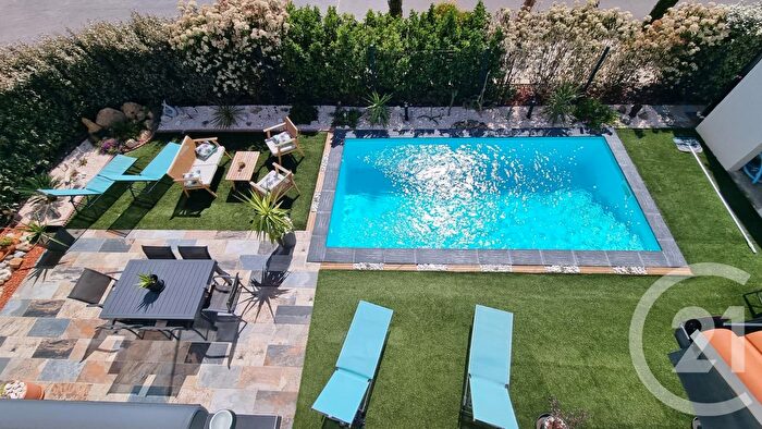 Maisons à vendre et appartements à louer - 1
