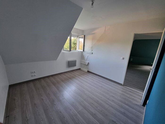 Beaumont-le-Roger : Appartement 2 pièces à louer