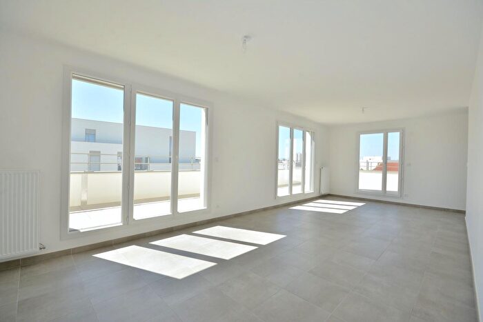 Appartement à louer - Lyon e , Grand Trou, Moulin à vent, Petite Guille - 5 pièces