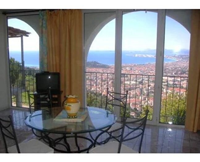 Nice : Appartement 2 pièces à louer