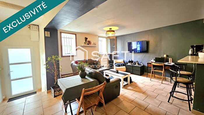 Appartement à vendre - Pertuis, Centre-ville, Fours à Chaux, Claret - 2 pièces - 1 chambre