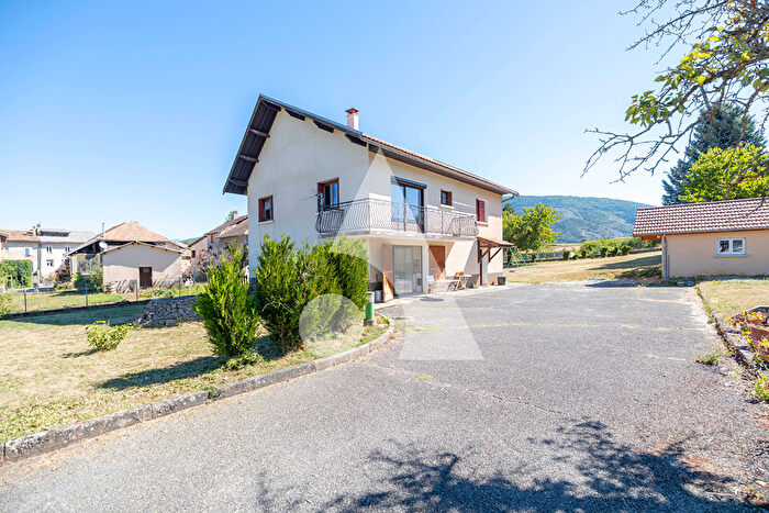Maison à vendre - Bellaffaire - 5 pièces - 4 chambres