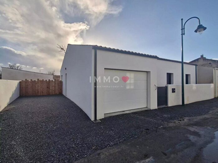 Maison à louer - Ferrières - 5 pièces - 3 chambres