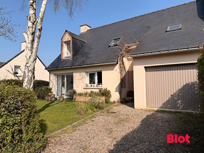 Maison à vendre - Le Rheu - 6 pièces - 4 chambres