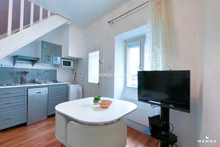 Appartement 2 pièces à Versailles, Notre Dame, à louer