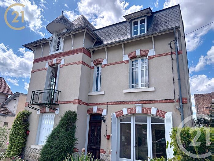 Maison à vendre - Montpon-Ménestérol - 7 pièces - 6 chambres