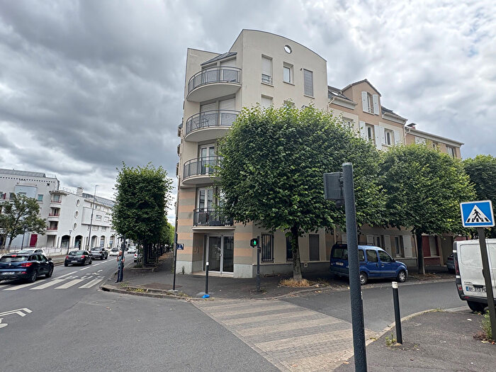 Appartement à louer - Argenteuil, Centre-ville - 2 pièces - 1 chambre