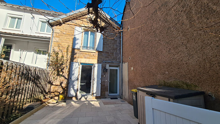 Maison à louer - Brive-la-Gaillarde, Pont de La Bouvie, Gaubre, Estavel, Tujac - 3 pièces - 2 chambres