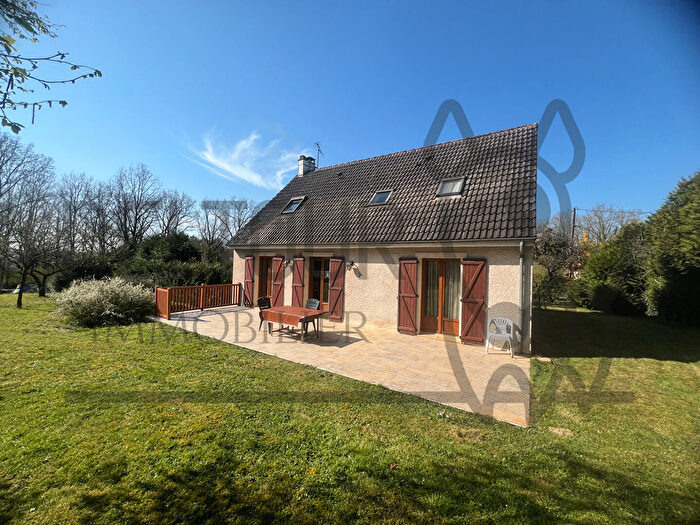 Maison à vendre - Boissy-le-Châtel - 6 pièces - 5 chambres