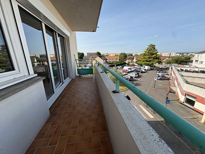 Appartement à louer - Les Clayes-sous-Bois - 4 pièces - 3 chambres