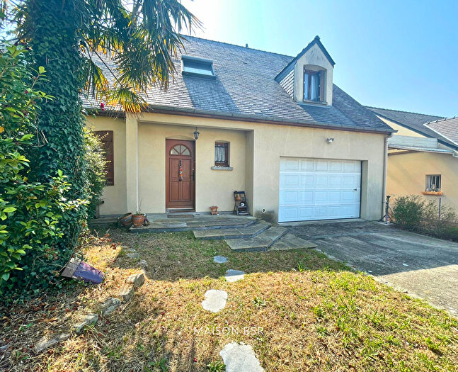 Maison à vendre - Orvault, Bourg, Secteur rural - 6 pièces - 4 chambres