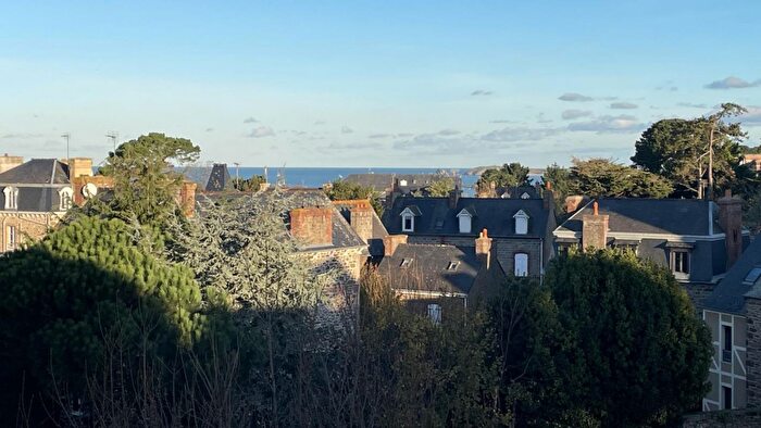 Appartement à louer - Dinard, Saint-Enogat, Port Blanc, Pointe de la Roche Pelée - 2 pièces - 1 chambre