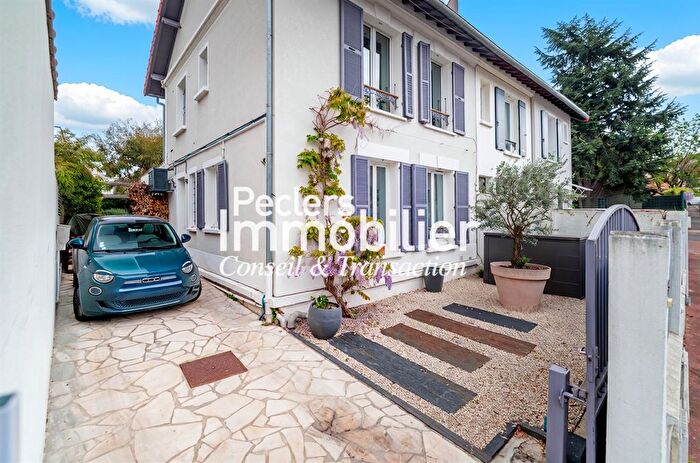 Nanterre, Mont Valérien : Maison 6 pièces à vendre