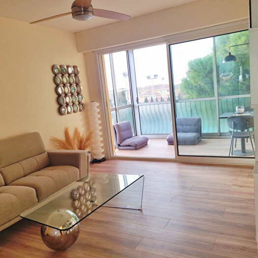 Appartement à vendre - Six-Fours-les-Plages - 2 pièces - 1 chambre