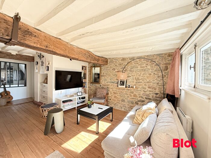 Appartement à vendre - Quartiers Centre, Centre-ville - 2 pièces - 1 chambre