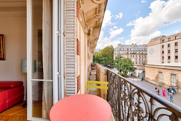 Appartement 5 pièces à vendre à Paris 10ème, Saint-Vincent de Paul, Lariboisière