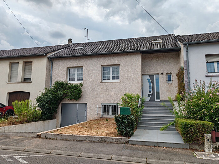 Maison 8 pièces à Yutz, Université, Cormontaigne, Zone des Carolingiens, à vendre