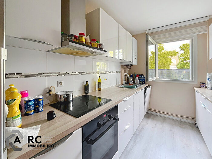 Maison à vendre - Saint-Jean-de-la-Ruelle, Guillaumière, La Vaudière, Clos du Sergent - 5 pièces - 4 chambres